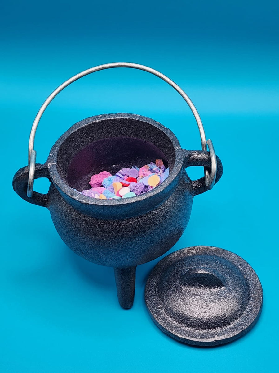 Magic Folks Mini Cast Iron Cauldron | Potion Accessories | Sensory Pla ...